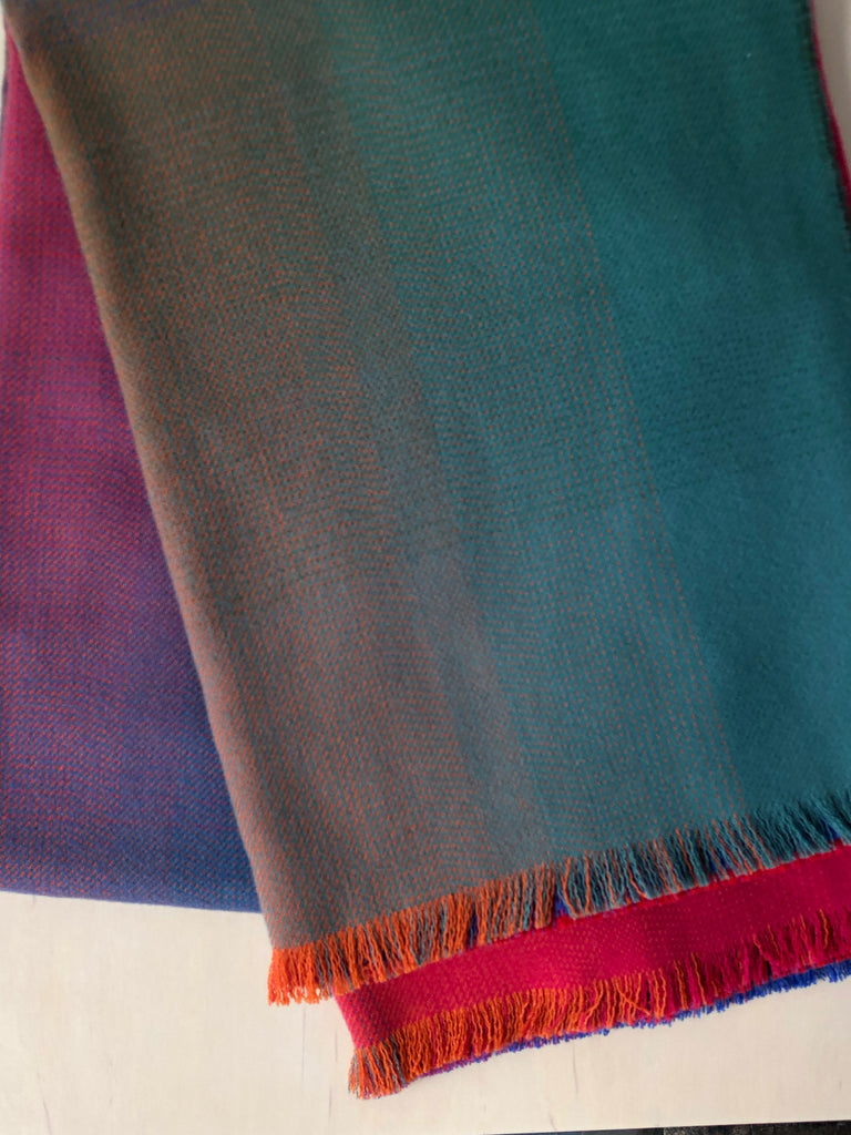 Ama Spectrum Luxury Throw – The Arc